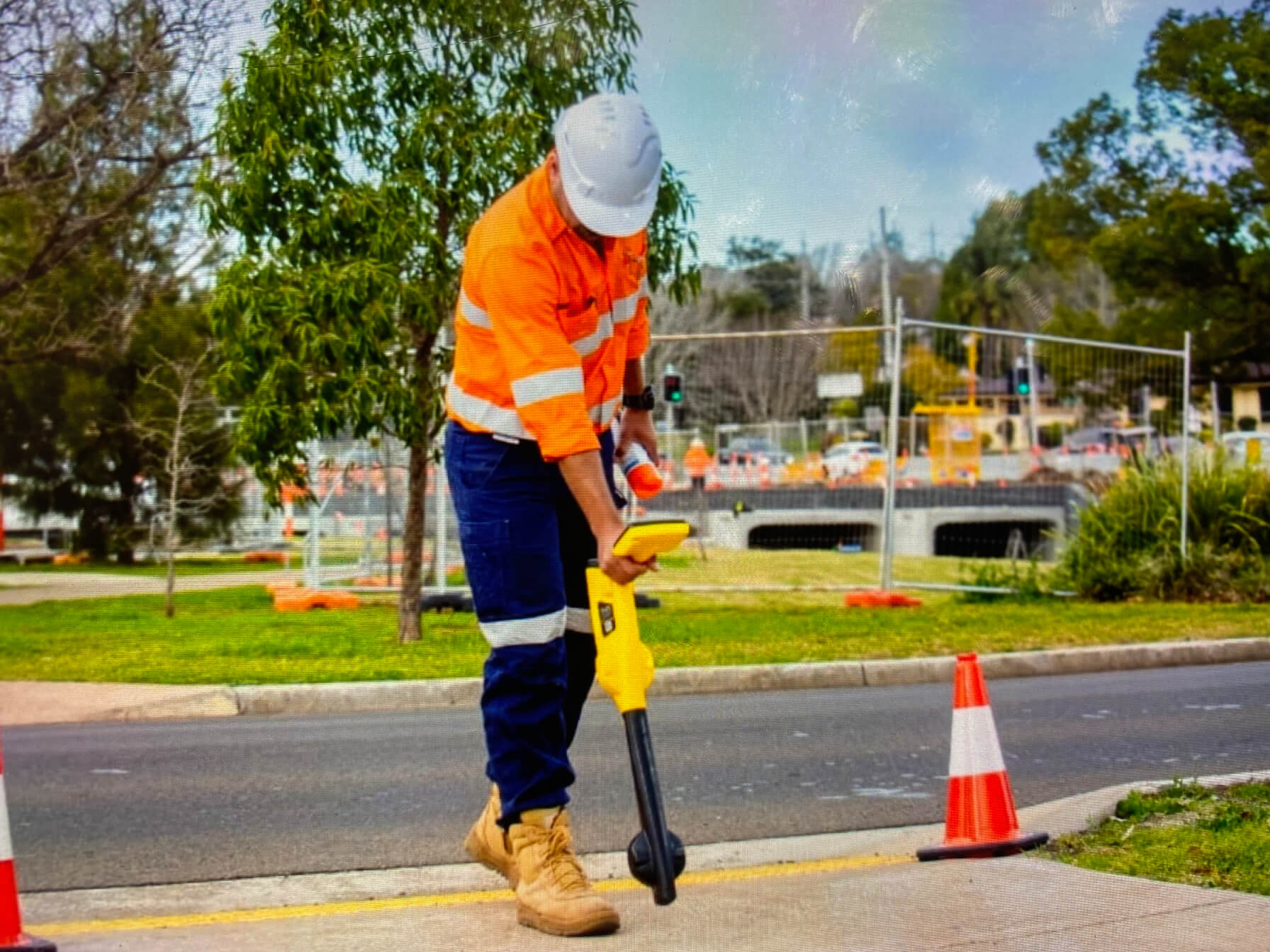 Cable and Pipe Locations | The Leak Specialists